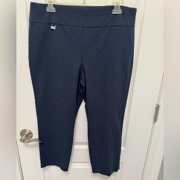 Alfani | Pants & Jumpsuits | Alfani Navy Blue Capris Pullon Size 4 No ...